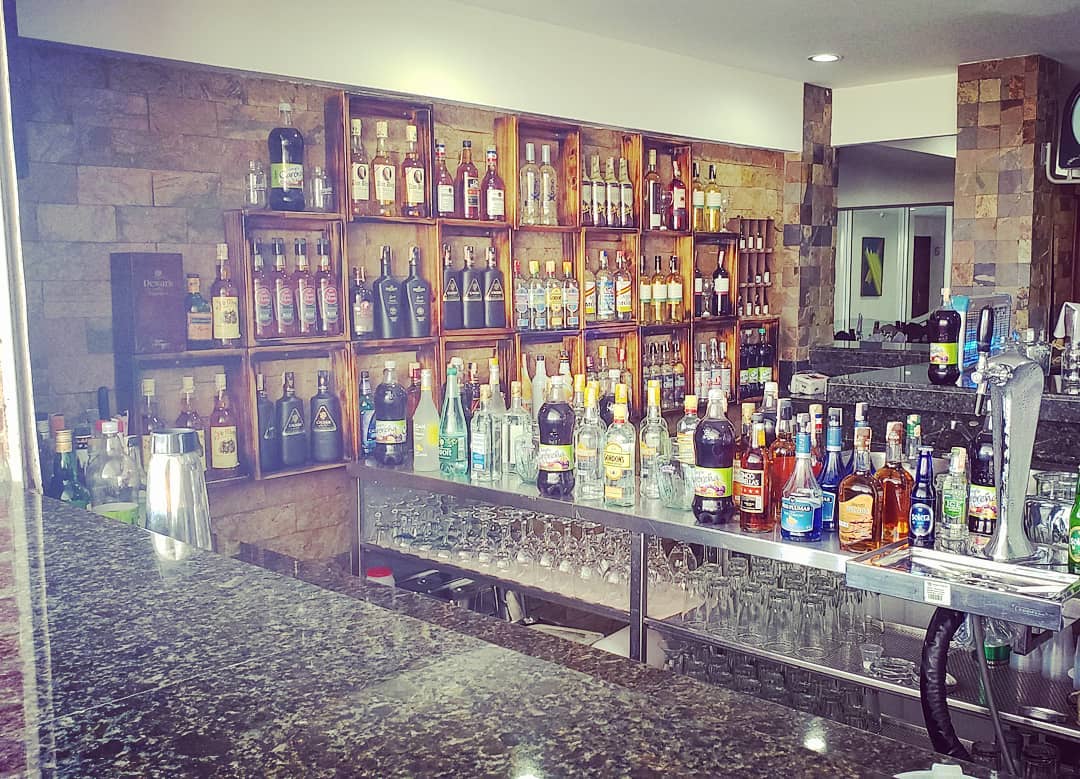 Surviving Venezuela In Style, Then Narrowly Getting Out - Christoph ...